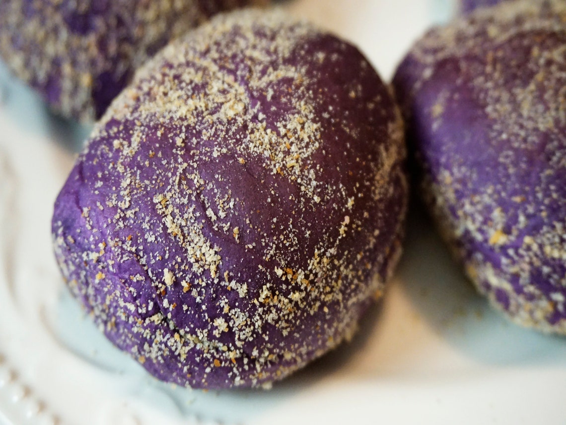 Filipino Ube Cheese Pandesal Fresh Baked With LOVE 12 | Etsy