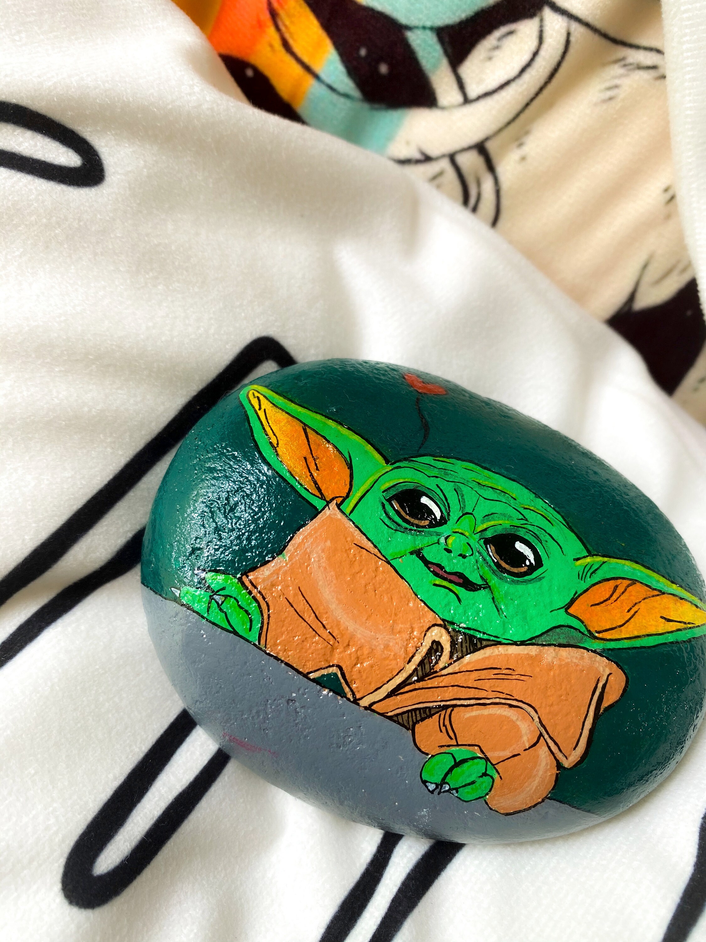 Baby Yoda Painted Stone - Etsy