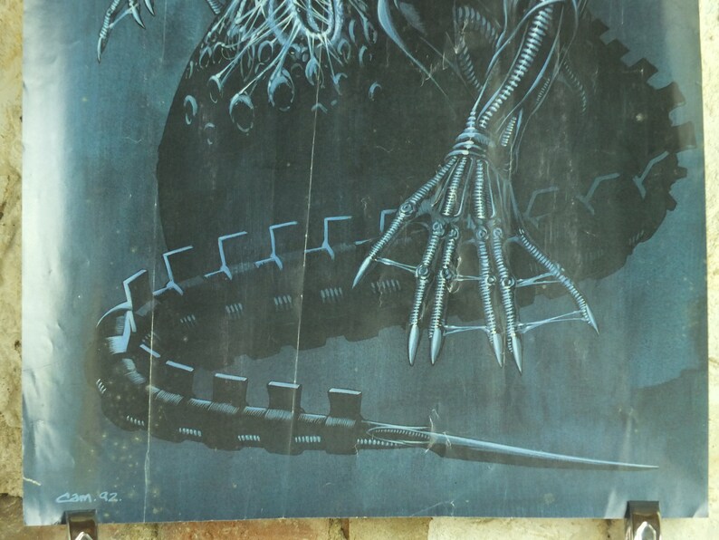 Vintage Aliens Poster Drawing of the Queen Mother - Etsy UK