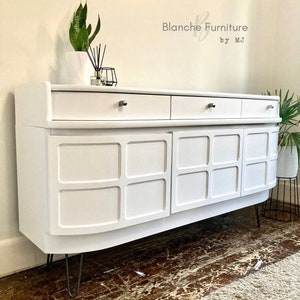Curved Luxury Sideboard in Brilliant White With Steel Hairpin Legs and ...