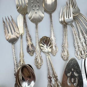 74 Pcs Countess International Silver 1969 Silverplate Flatware Set ...