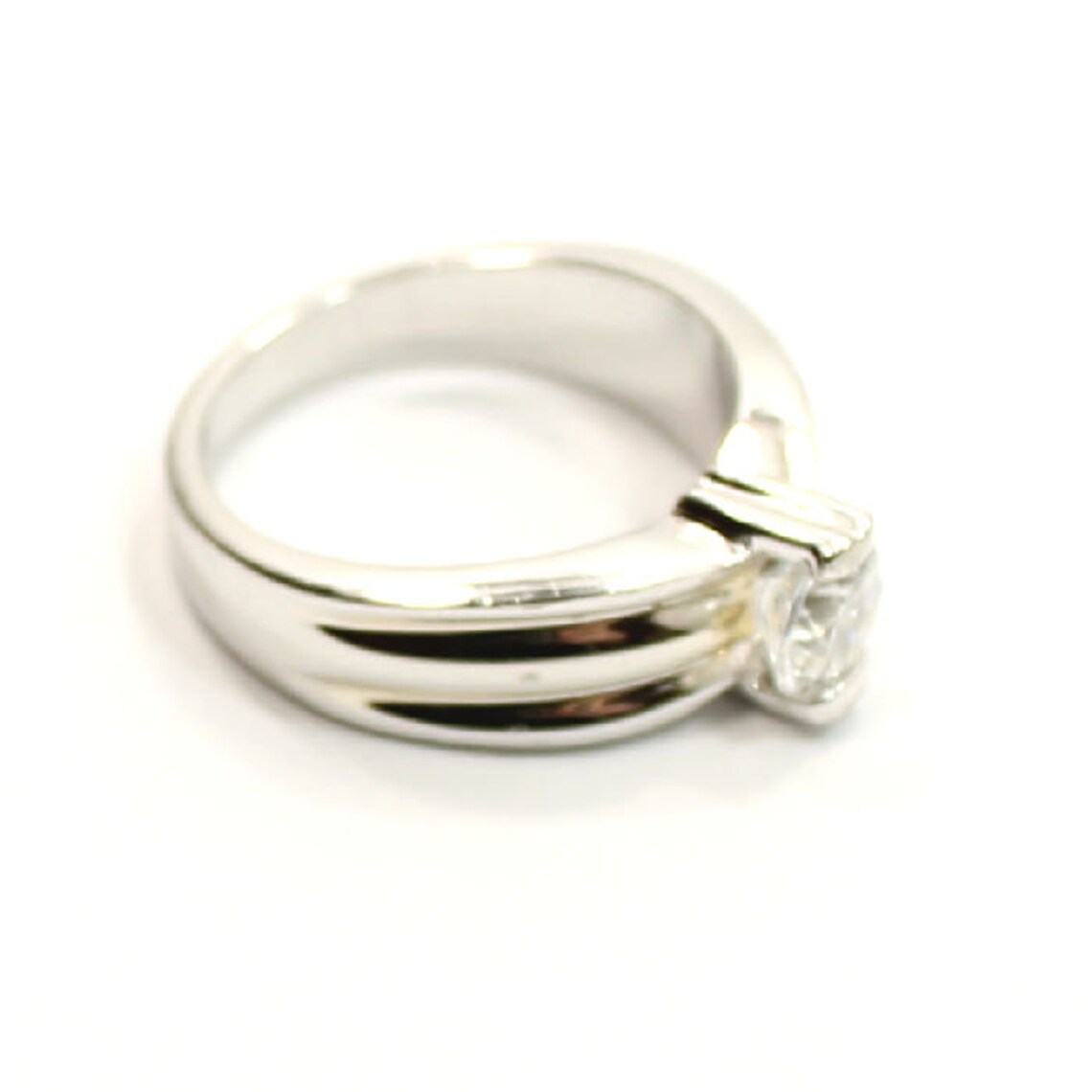 Elegant Design CZ Silver Tone Estate Ring Size 7 - Etsy Canada