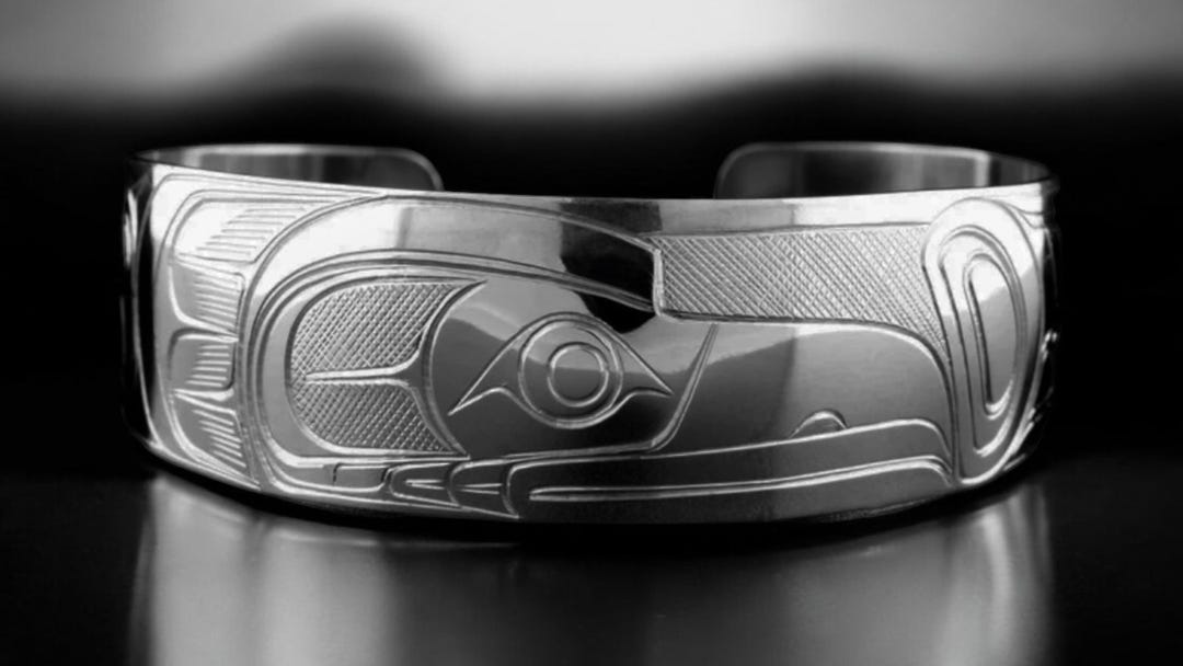 Silver Bracelet First Nations, Hand Carved Raven, 3/4 , Indigenous ...