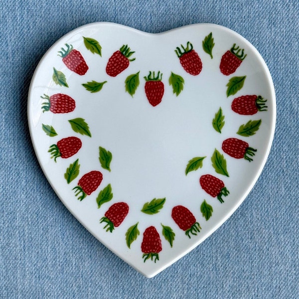 Heart Shaped Plates - Etsy
