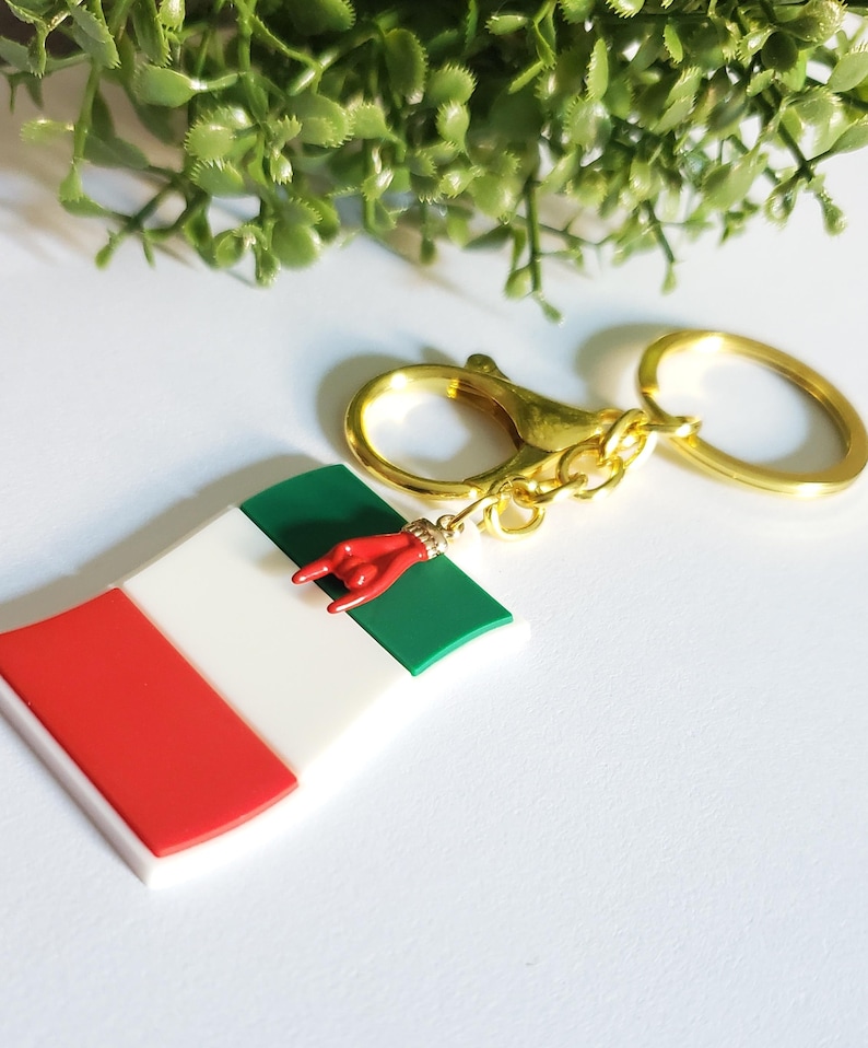 ITALIA, Flag Gold Keychain Charmed With Classic Red Mano Cornuto - Etsy