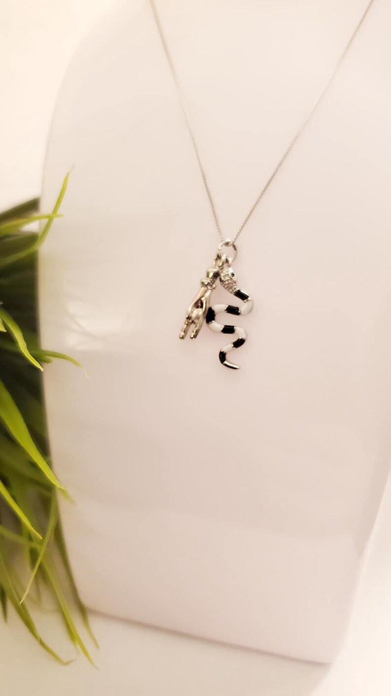 Mano Cornuto, Lucky Horned Hand, Serpente, Snake Charms on a 18 ...