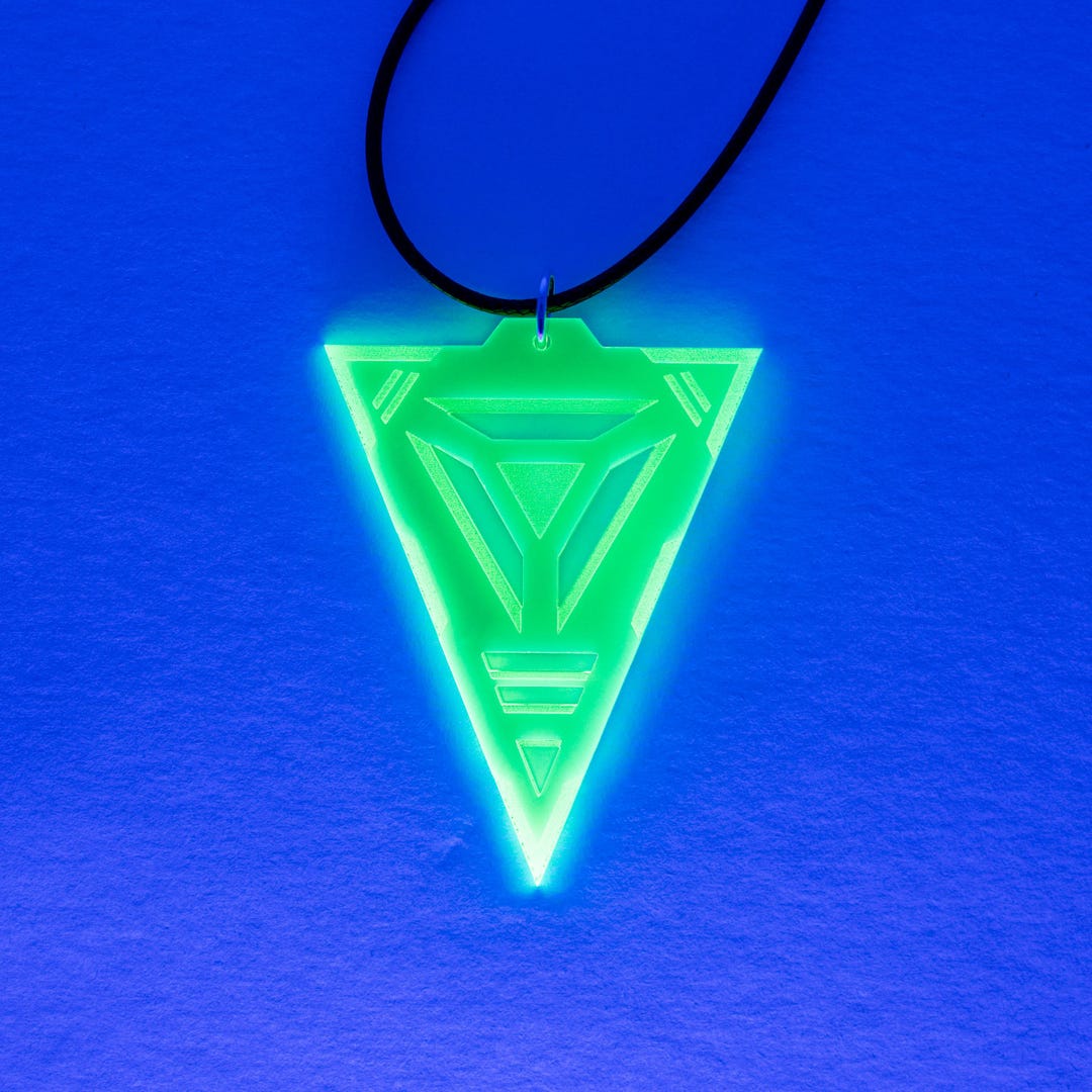 UV Reactive Triangle Necklace, Green, Cyberpunk Gothic Rave Jewelry - Etsy