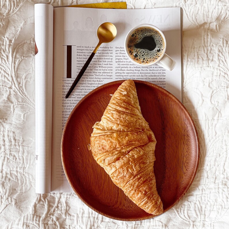 Natural Acacia Wood Plates - Etsy