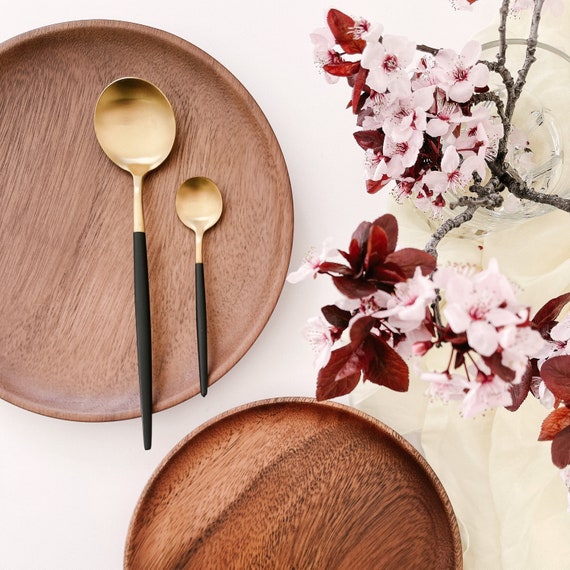 Natural Acacia Wood Plates - Etsy