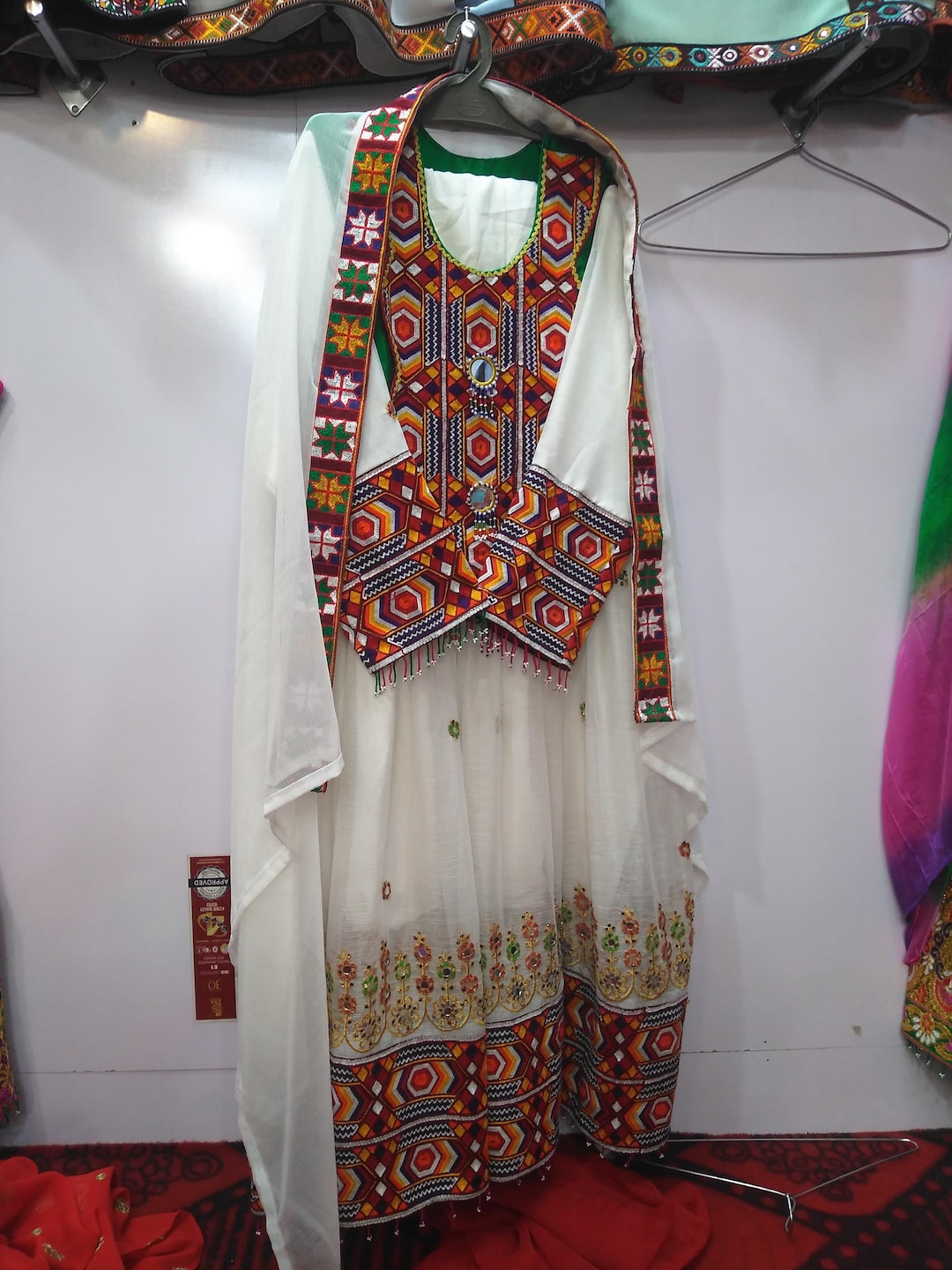 Handmade, Balochi Dress, Baluchistan, Ethnic Wear, White Dress ...