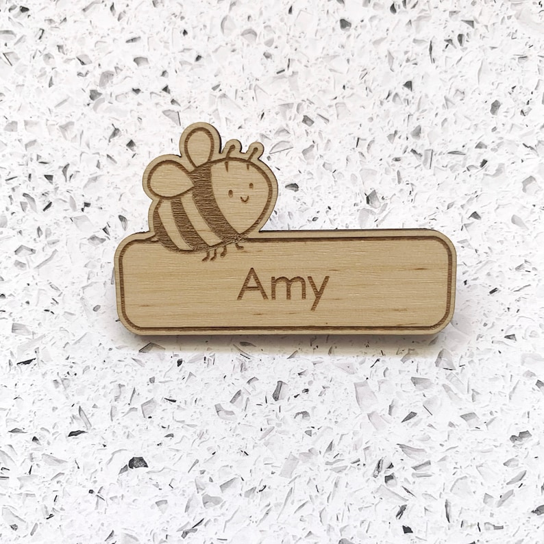 Name Badge / Name Tag Bee Design - Etsy