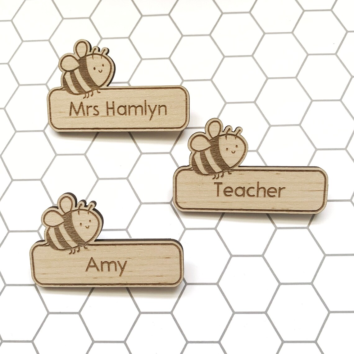 Name Badge / Name Tag Bee Design - Etsy