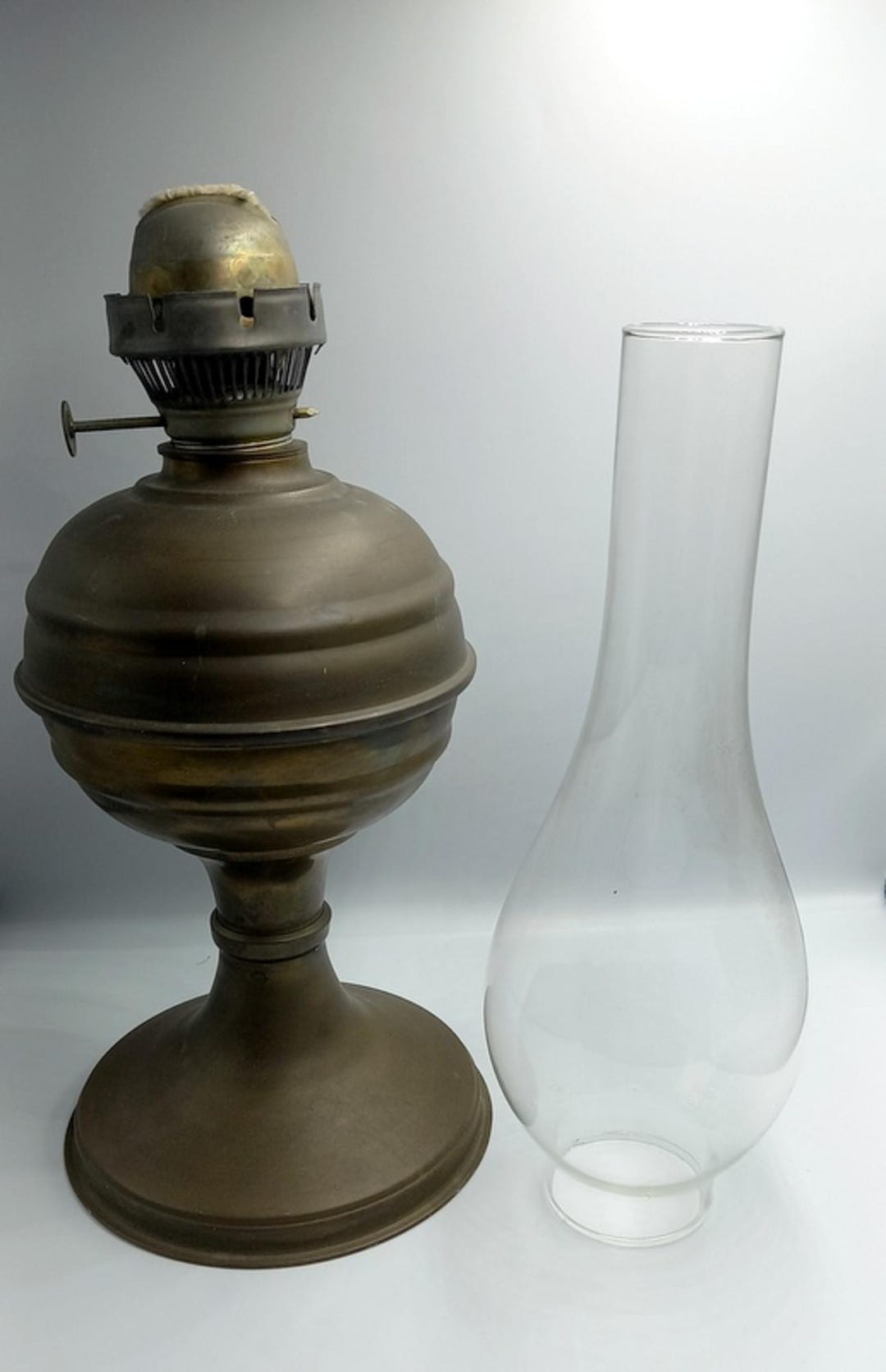 Antique Brass Oil Lamp With Glass: Vintage Table Decor - Etsy