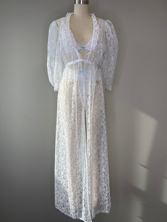 romantic white lace - Gem