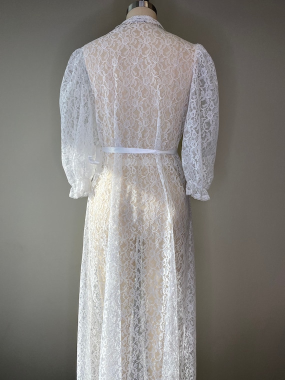 Romantic White Lace Robe - Gem