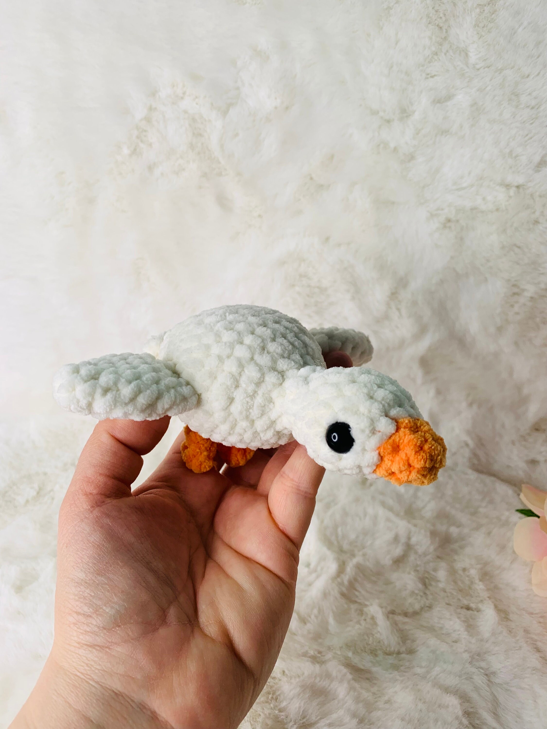 Hugging Goose Crochet Pattern, Amigurumi Little Goose Pattern - Etsy