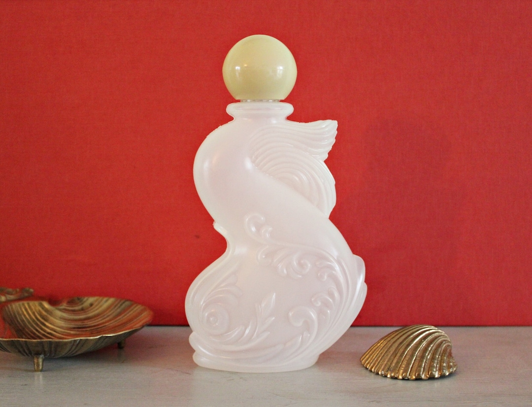 Vintage AVON Fish-shaped Plastic Bottle - Etsy