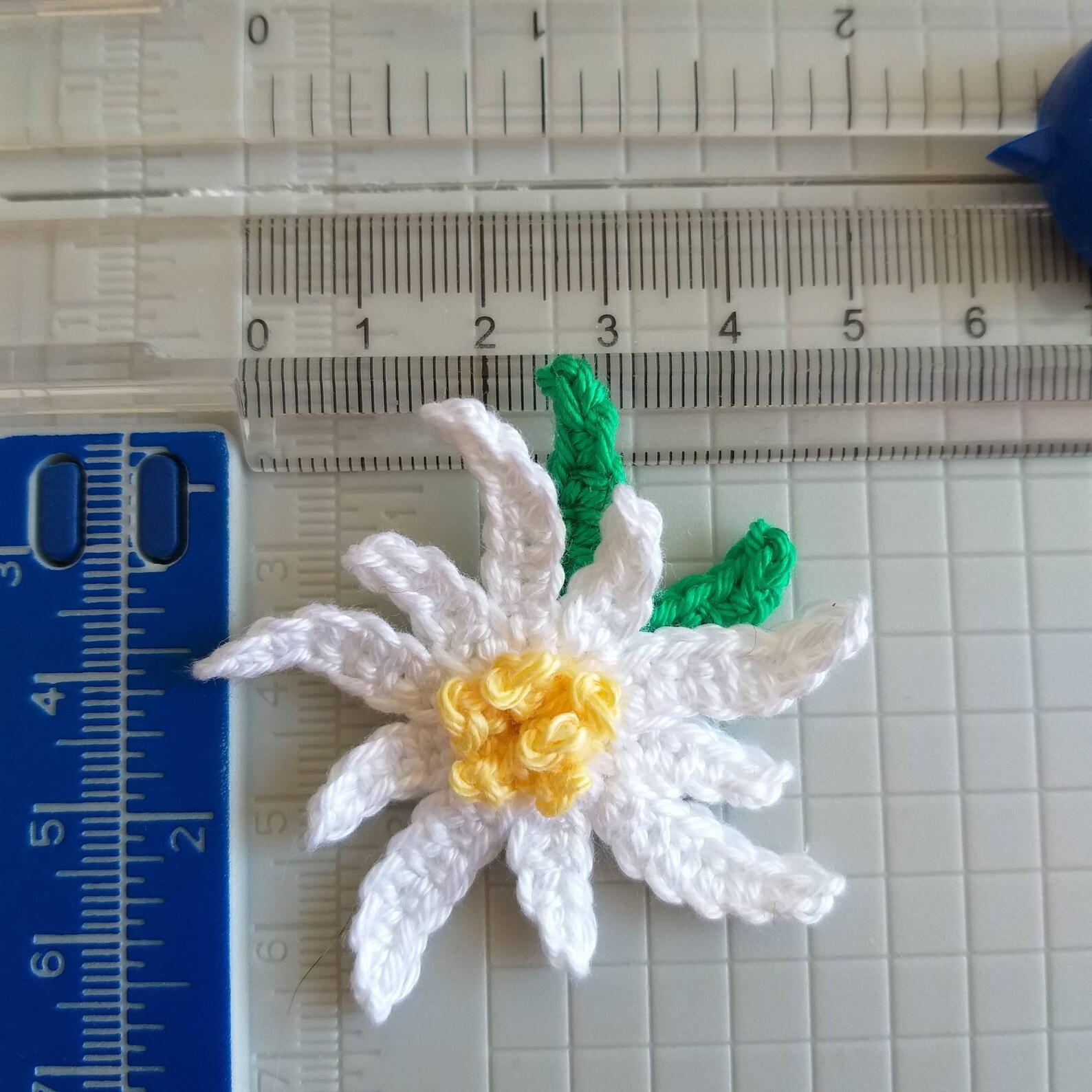 Crochet Applique, Crochet Flowers, 3 Crochet Edelweiss , Cardmaking ...