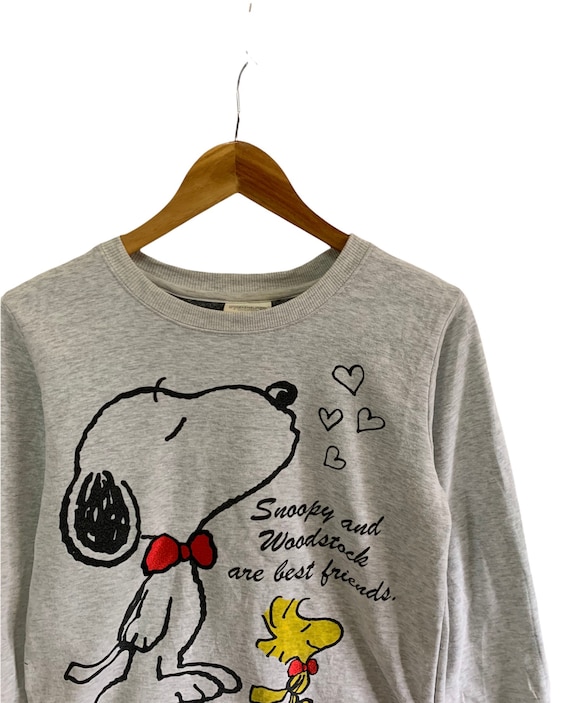 Vintage Peanuts Snoopy Big Logo Small Size Women Jumper Vintage Peanuts Snoopy Big Logo Small Size Women Jumper