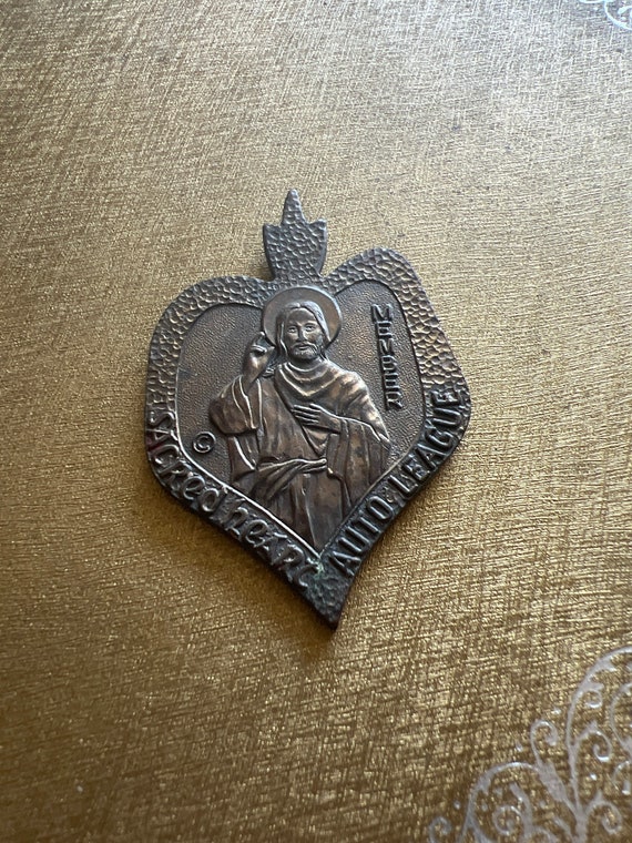 Sacred Heart Medal - Etsy