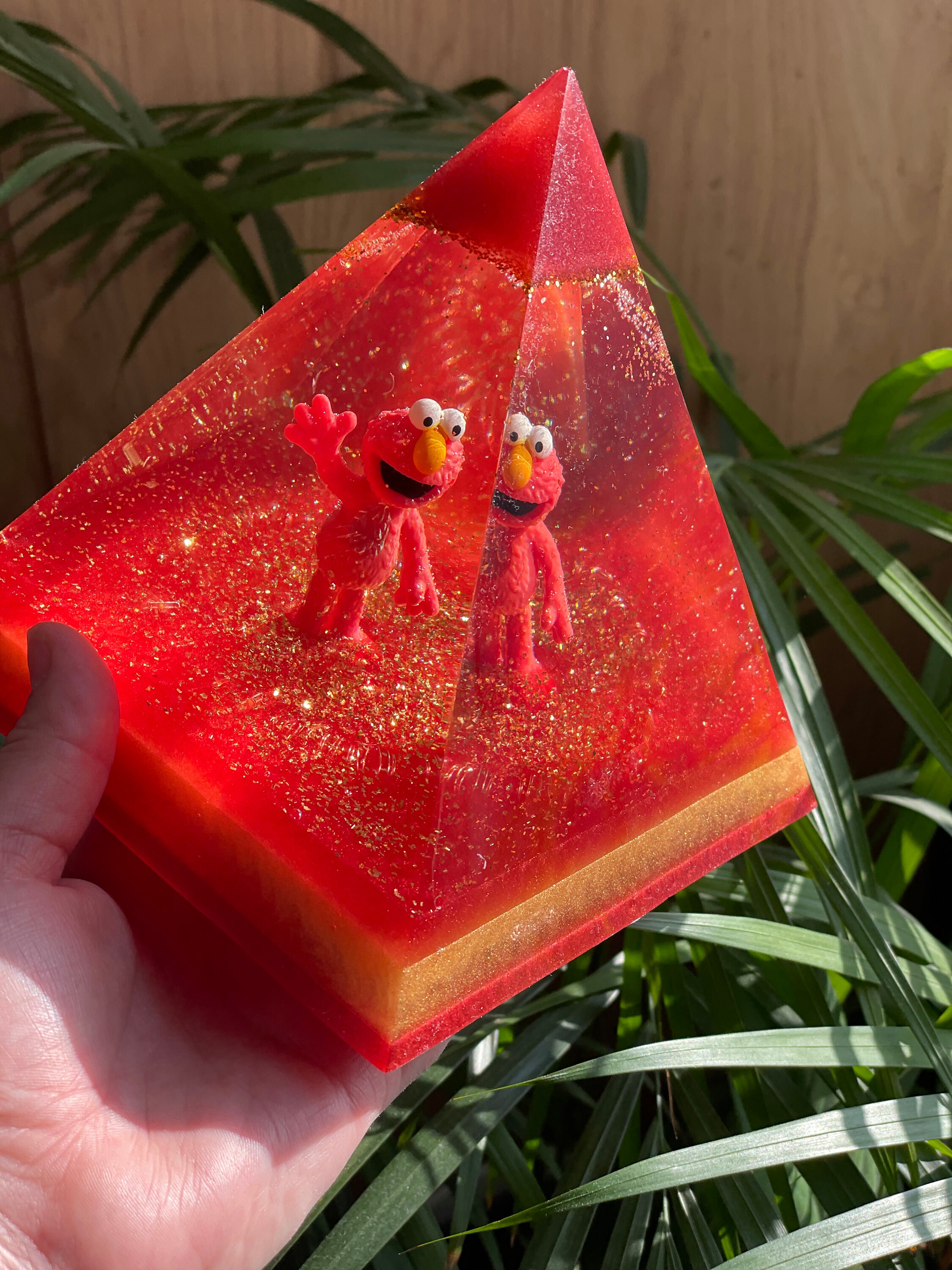 ELMO Nightlight Pyramid for Kids Resin Pyramid Lamp Nightstand Light ...