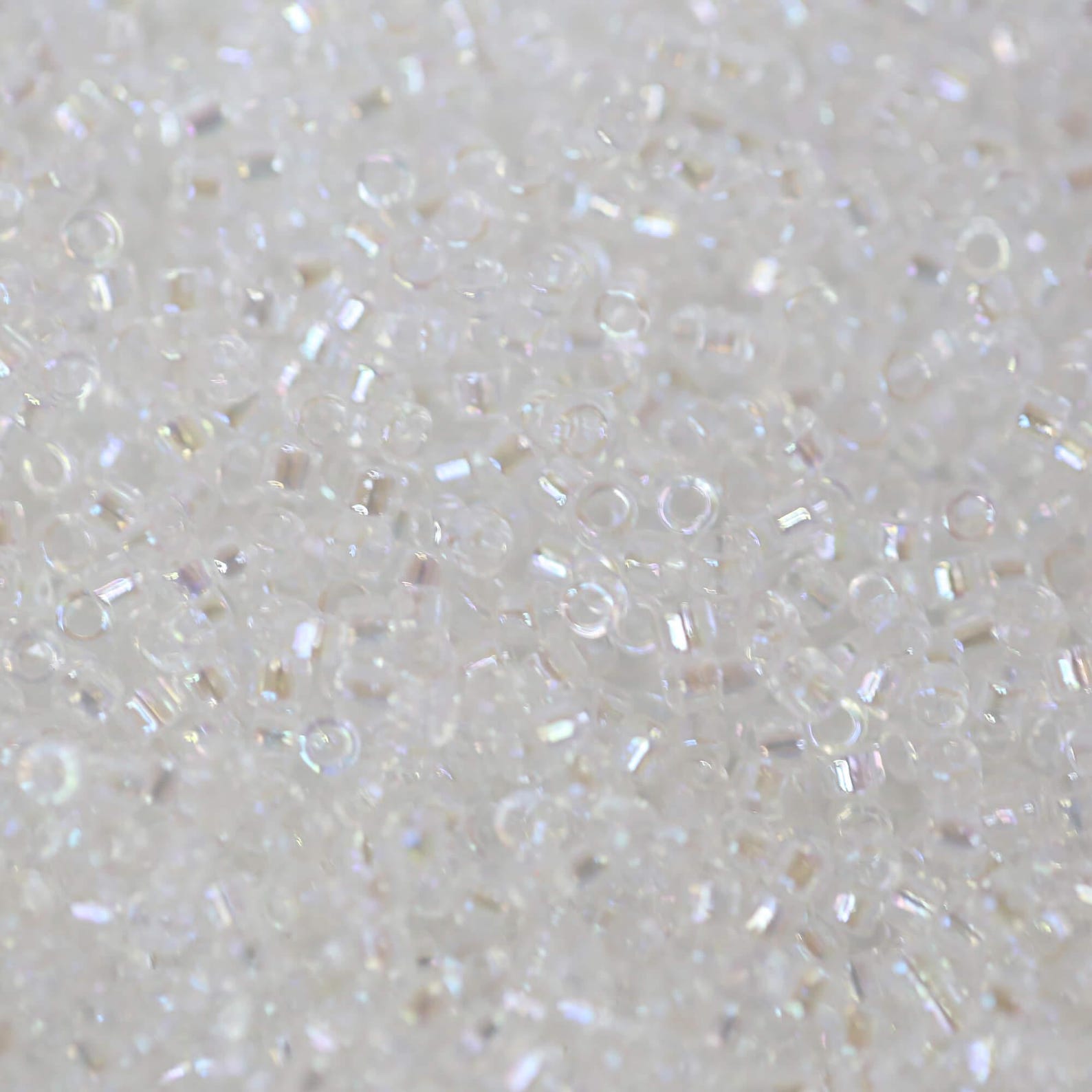 161 TOHO Treasure 11/0 - Transparent Rainbow Crystal - TOHO Seed Beads ...