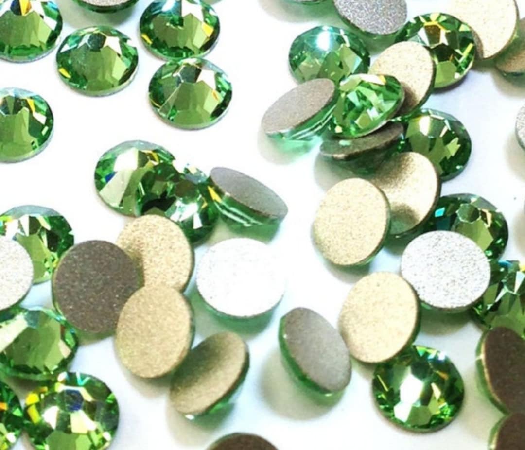 Swarovski Peridot Crystal Tooth Gem SS7 75 Pcs - Etsy