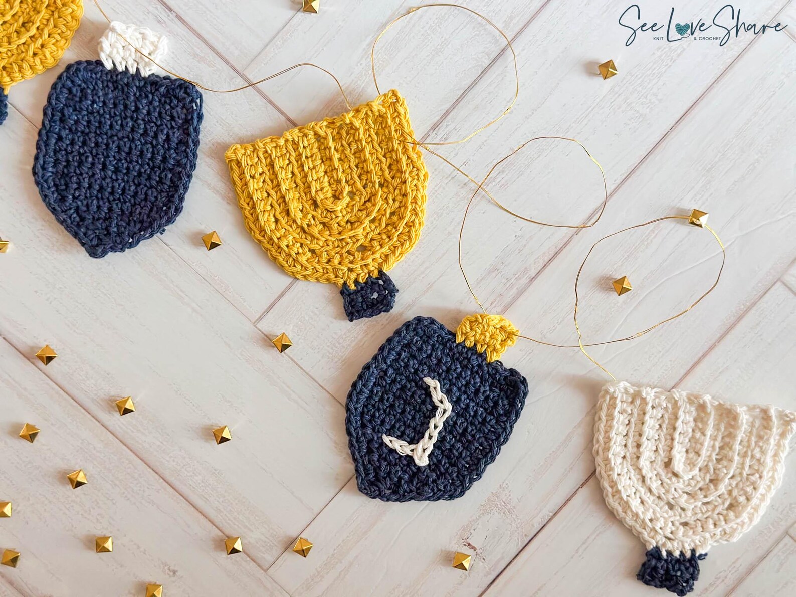 Hanukkah Crochet Garland Pattern | Mini Menorah & Dreidel Appliqué ...