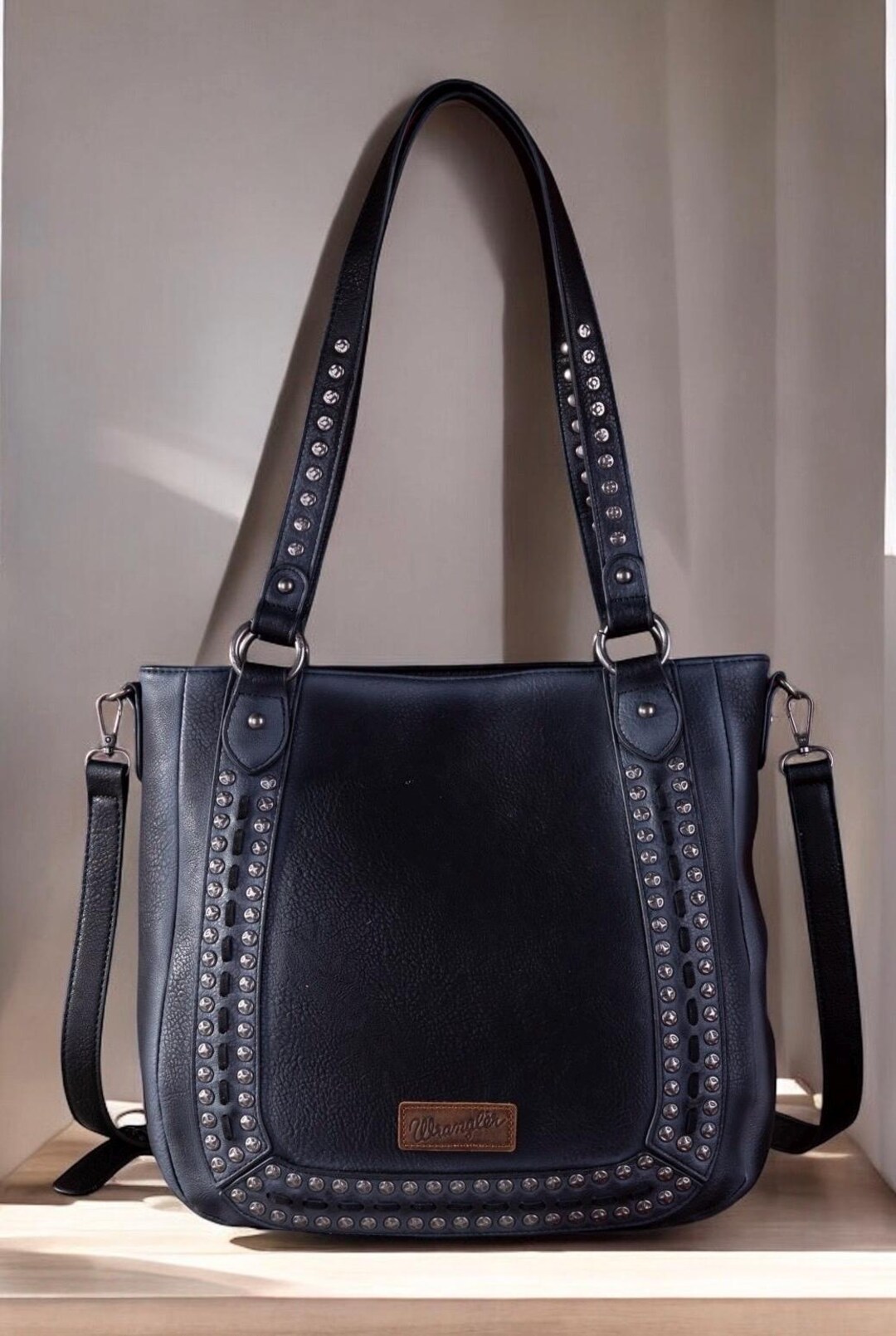 Wrangler Rivets Concealed Carry Oversize Tote/crossbody Black - Etsy