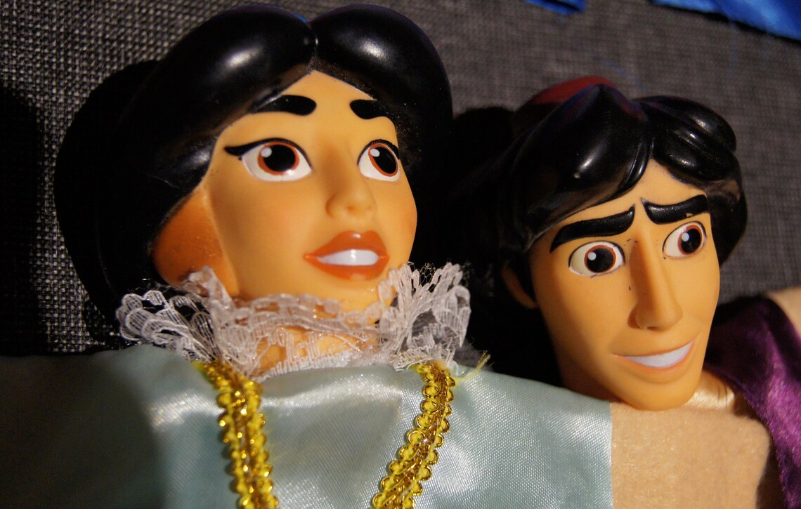 Vintage Hand Puppets Cartoons Heroes Aladdin DISNEY | Etsy UK