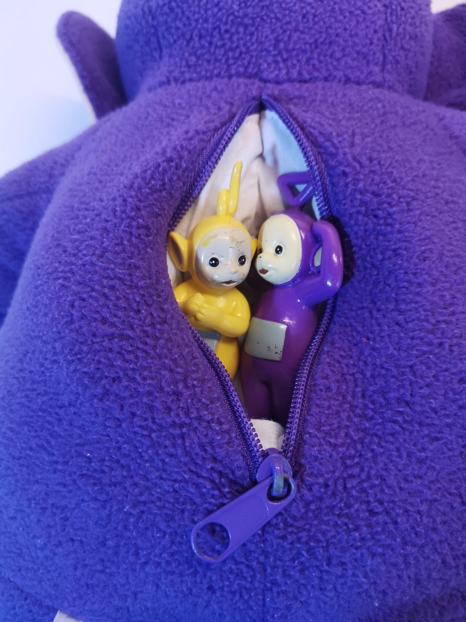 VTG Tinky-winky Purple Teletubbies, Plush, Secret Pocket, Red Bag, 1996 ...