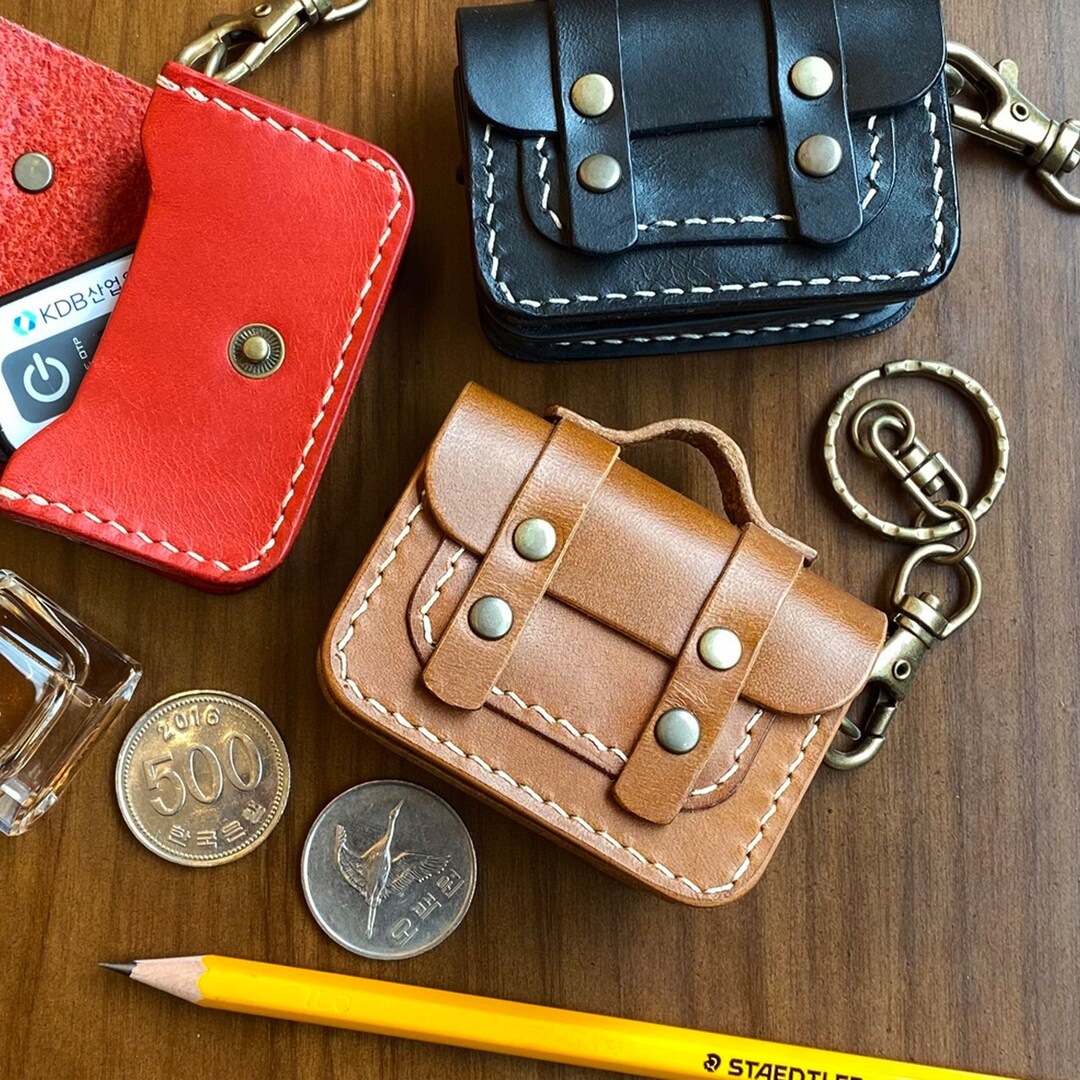 Miniature Satchel Bag Key Ring 1/6 - Hand-stitching - Engraved Keychain ...