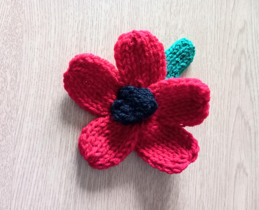 Loom Knitting PATTERNS | Loom Knit a Poppy | Remberance Day| Poppies ...