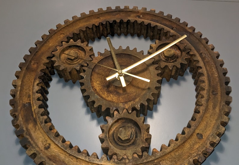 Rusting Cast Iron Gear Box Wall Clock - Etsy