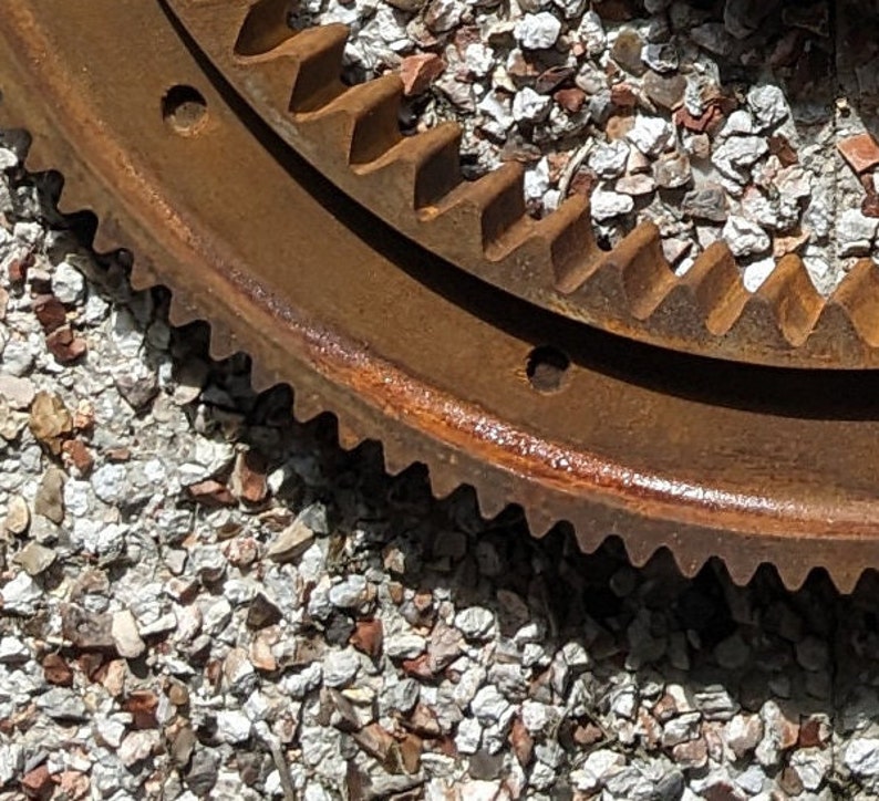 Big Rusting Gear Box Clock - Etsy