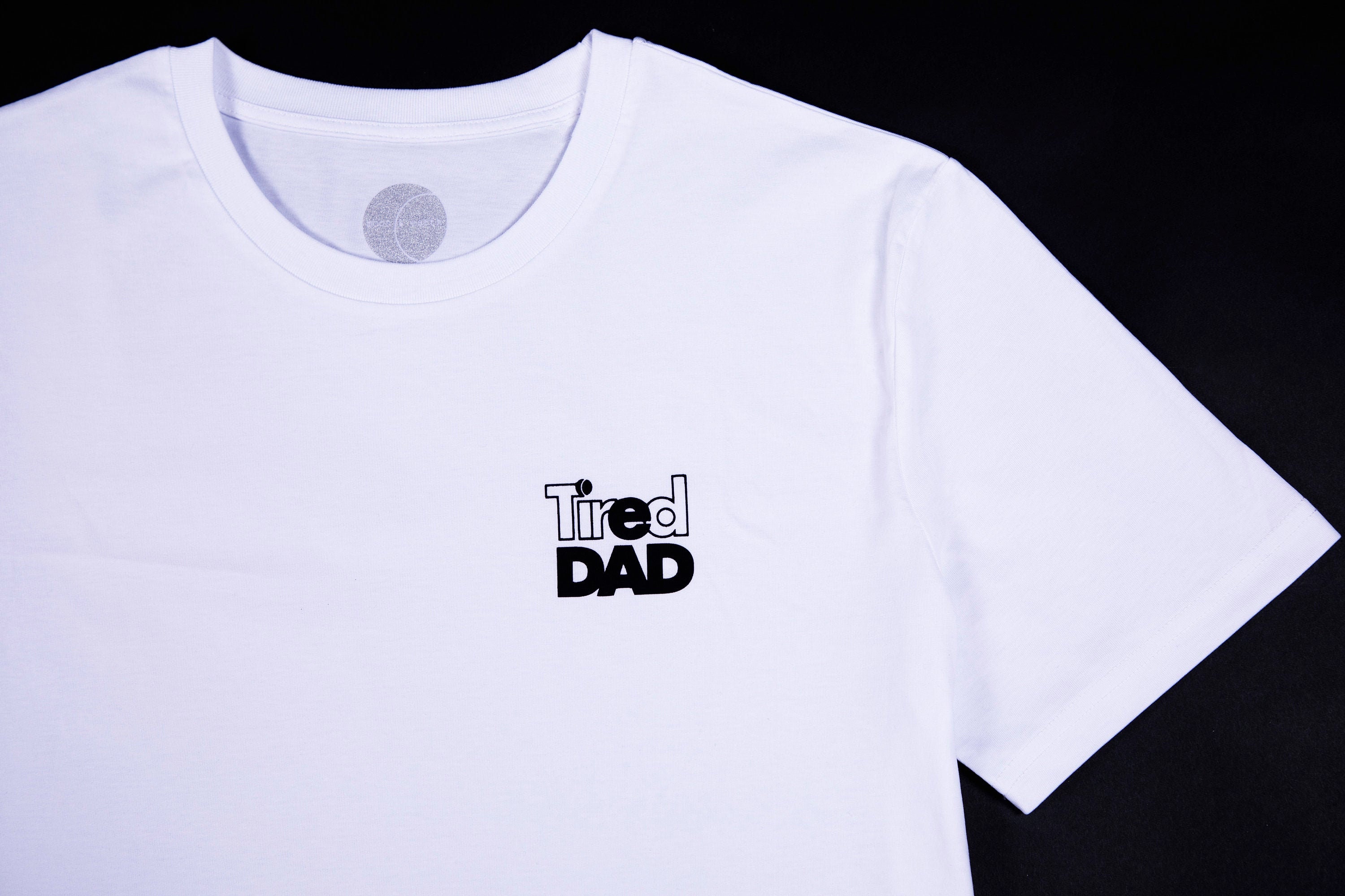 Tired Dad T-Shirt weiß 100% Baumwolle (Bio-Baumwolle), Cooles Papa T ...