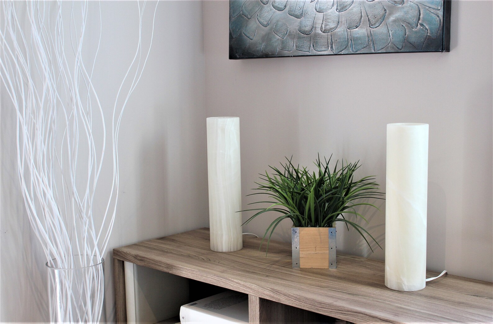 White Cylindrical Onyx Table Lamp 16 14 & - Etsy