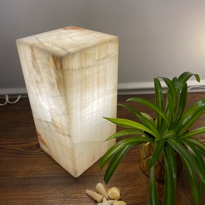 Bright Onyx Table Lamp - 12", 14" & 16" - A Cube of Light - Etsy