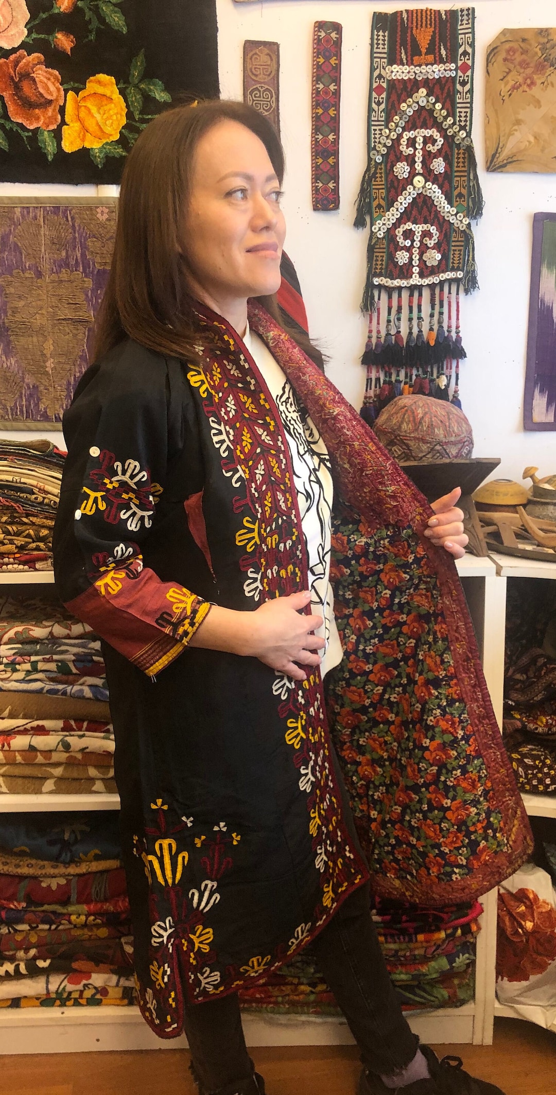 Vintage Turkmenistan Traditional Black Kaftan Silk Embroidery Chapan ...