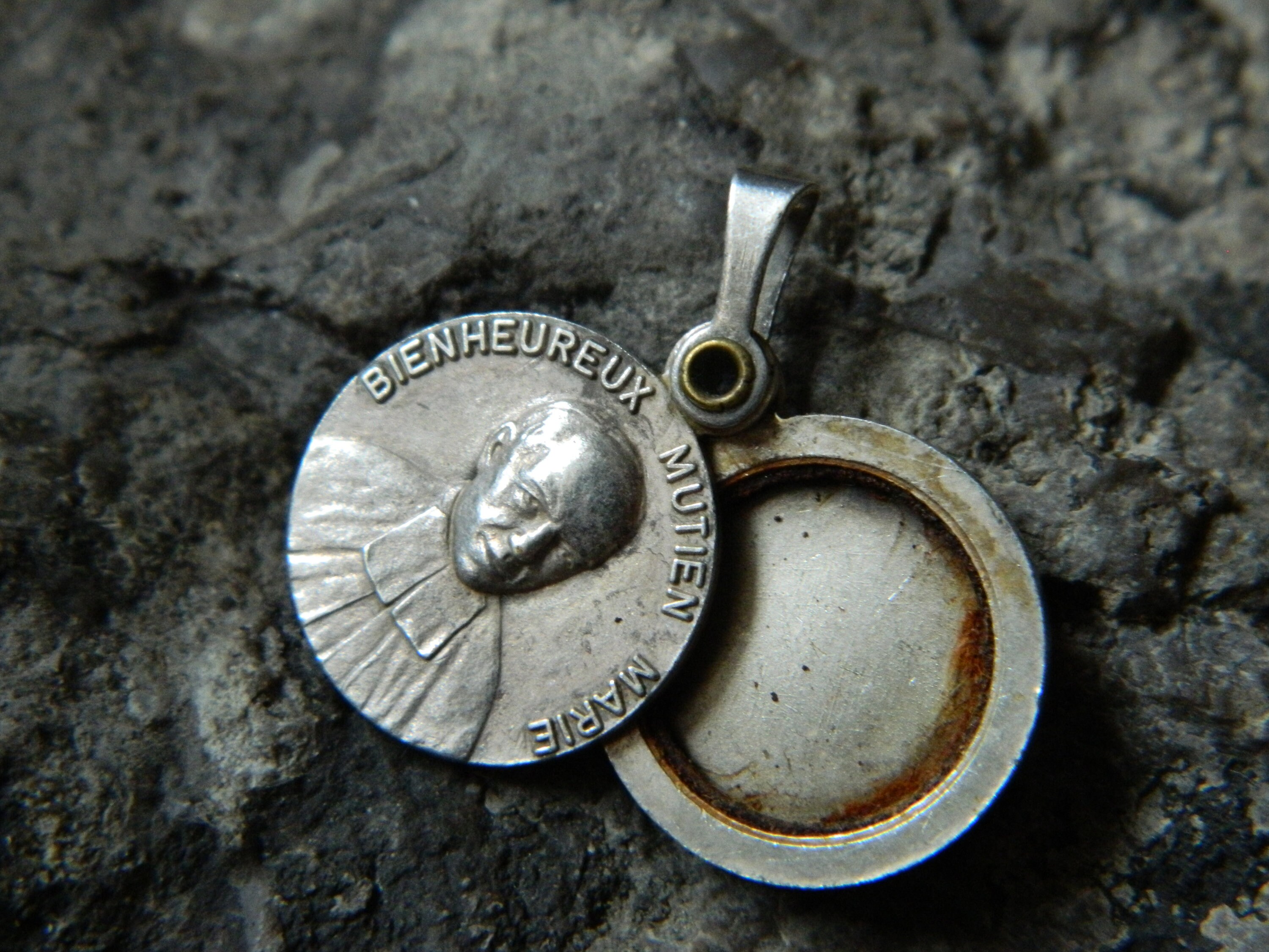 Rare Old Religious Medal Relic Mutien Marie Souvenir De - Etsy