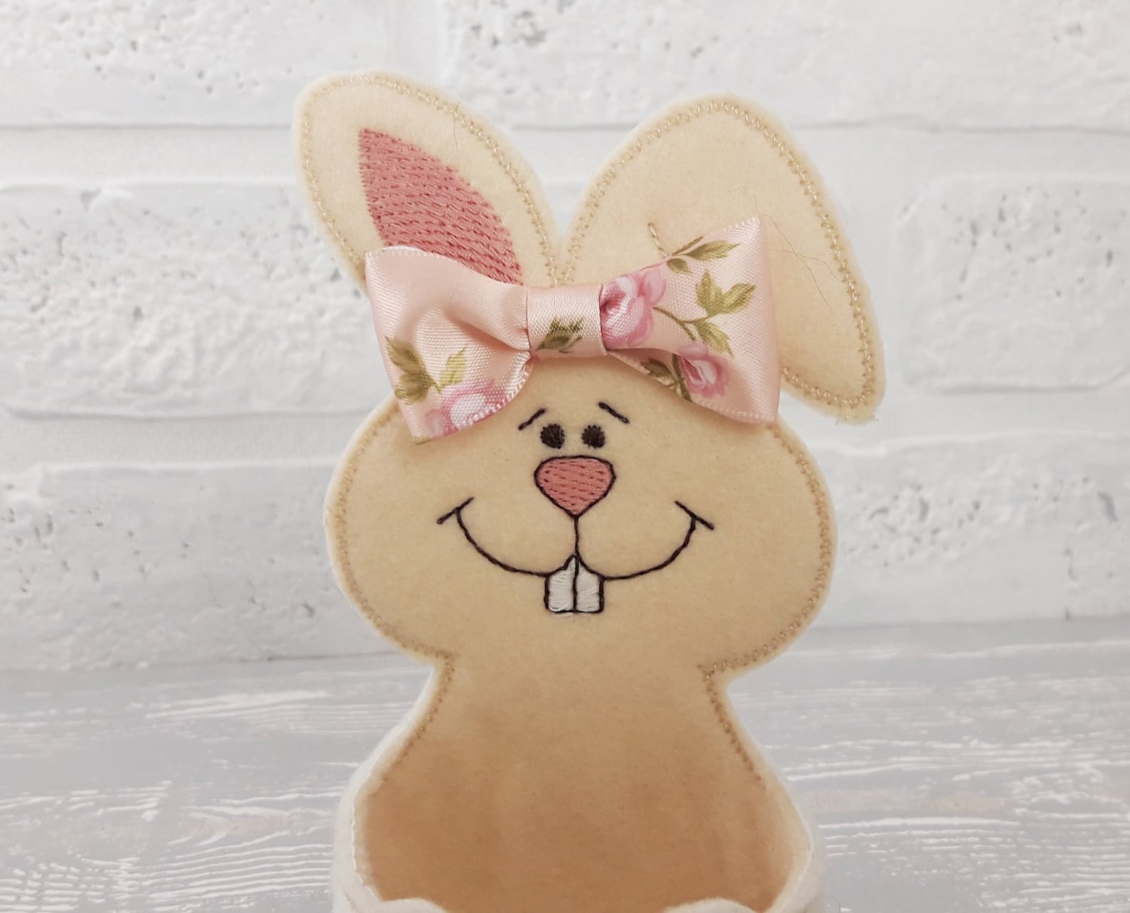 Easter Eggs Holder Bunny Felt Easter Eggs Stand Machine - Etsy