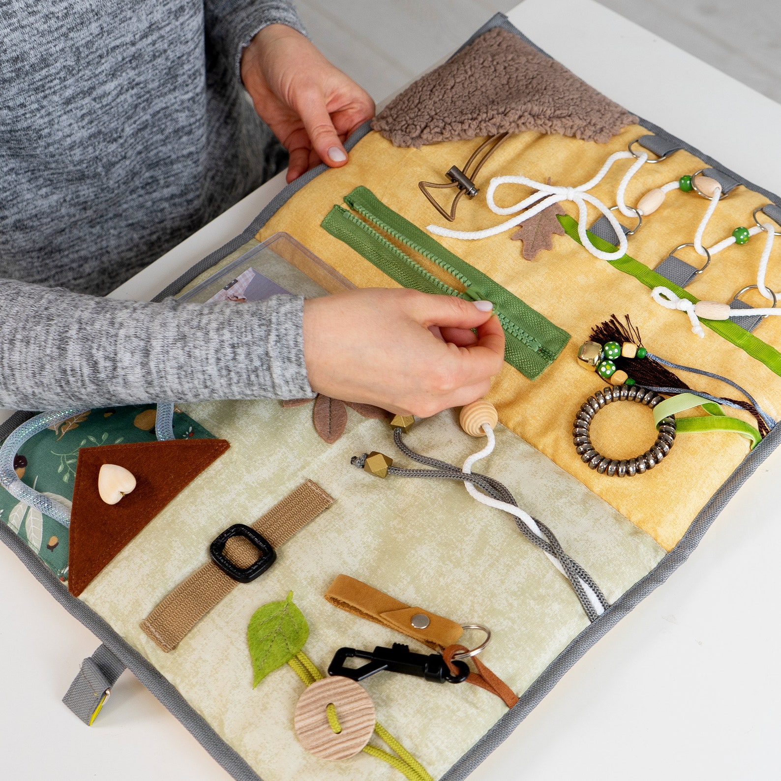 Fidget Book for Dementia Alzheimer's With Photo, Quilt Blanket ...