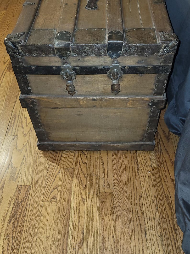 Antique Steamer Trunk Coffee Table - Etsy