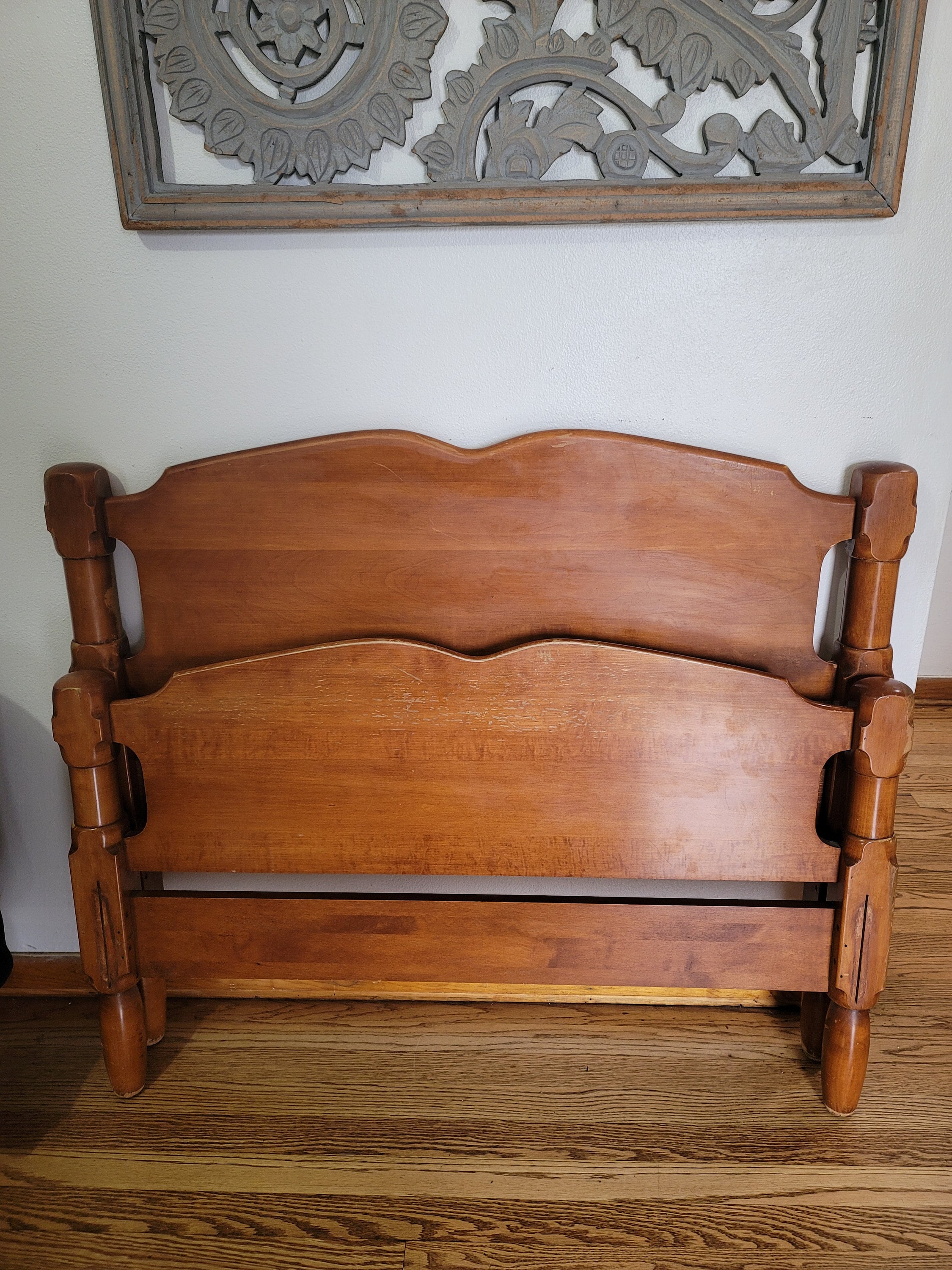 Vintage Pine Traditional Twin Bed With Metal Frame Included Etsy