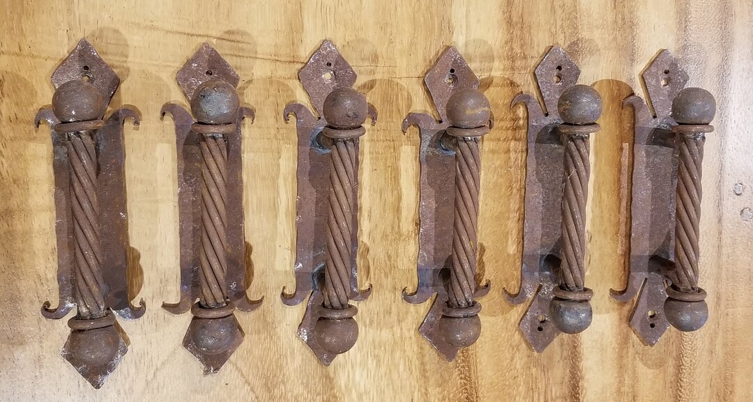 6 Iron Twist Ball Handles - Etsy