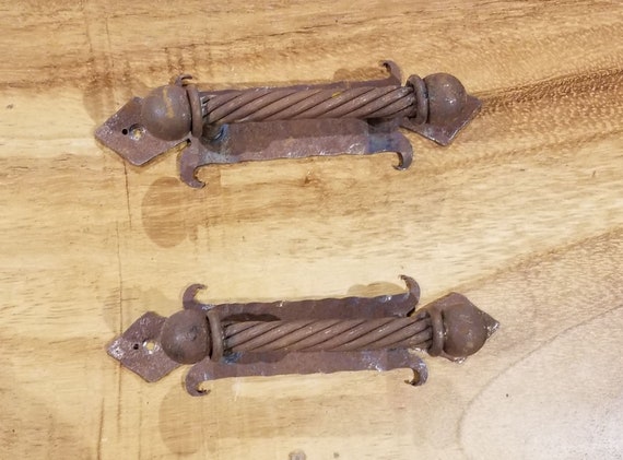 2 Iron twist ball handles | Etsy