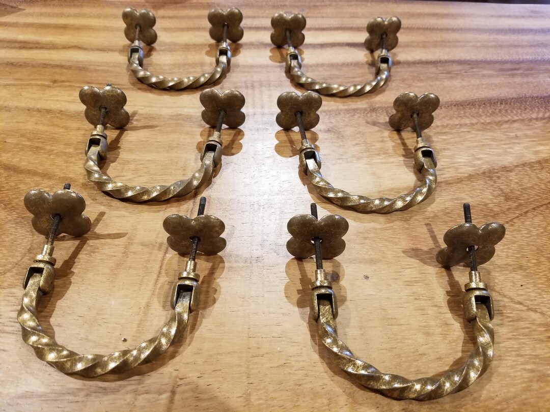6 Iron Flower Ring Pulls - Bronze/gold 2 Hole - Etsy