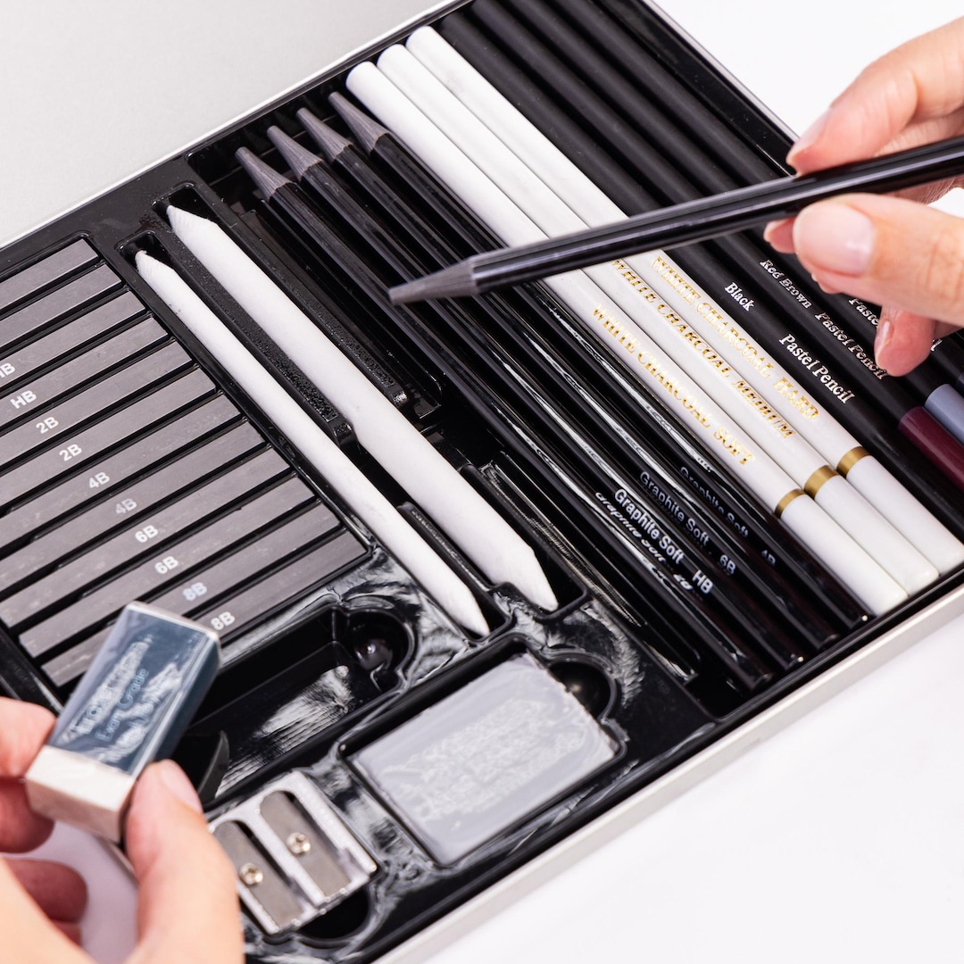 Artist Drawing Set Tin Sketching Box Pencils Pastels Charcoal Graphite ...