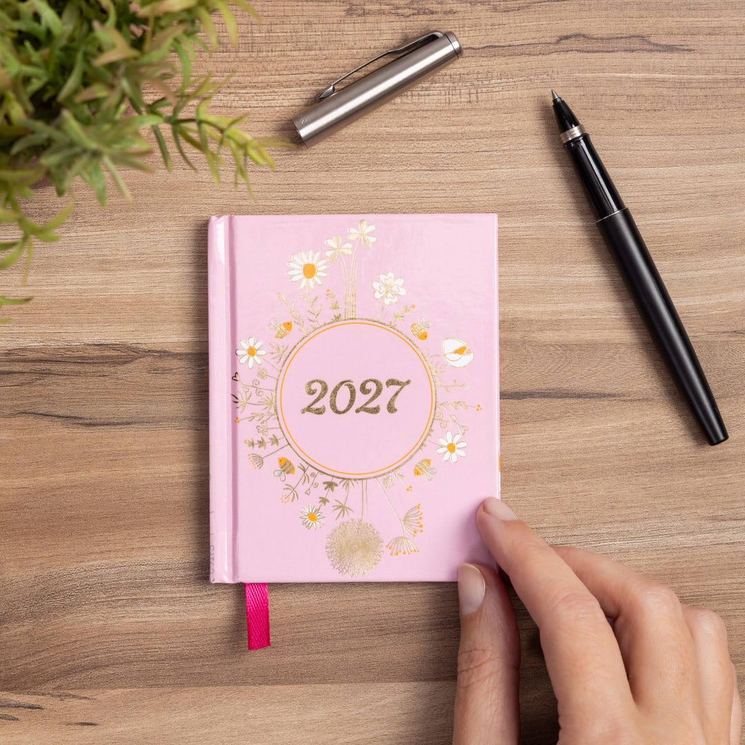2027 Diary Pocket Size Handbag Week to View Diaries Full Year Calendar ...