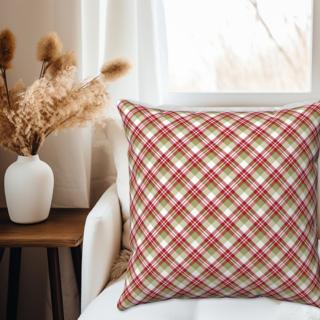 Red Green Plaid Diagonal Tartan Pattern Square Throw Pillow Cover ...